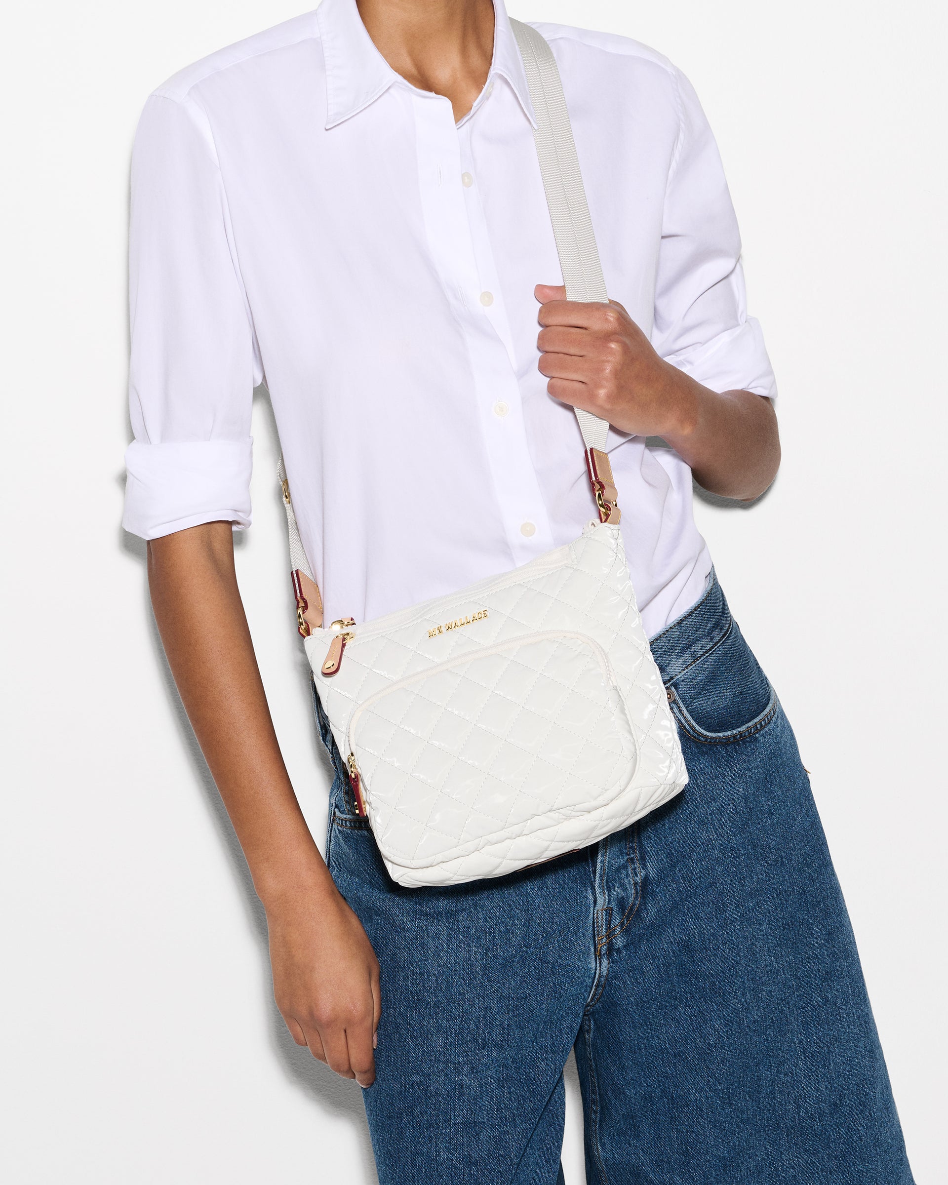 Chalk Liquid Metro Scout Crossbody Deluxe