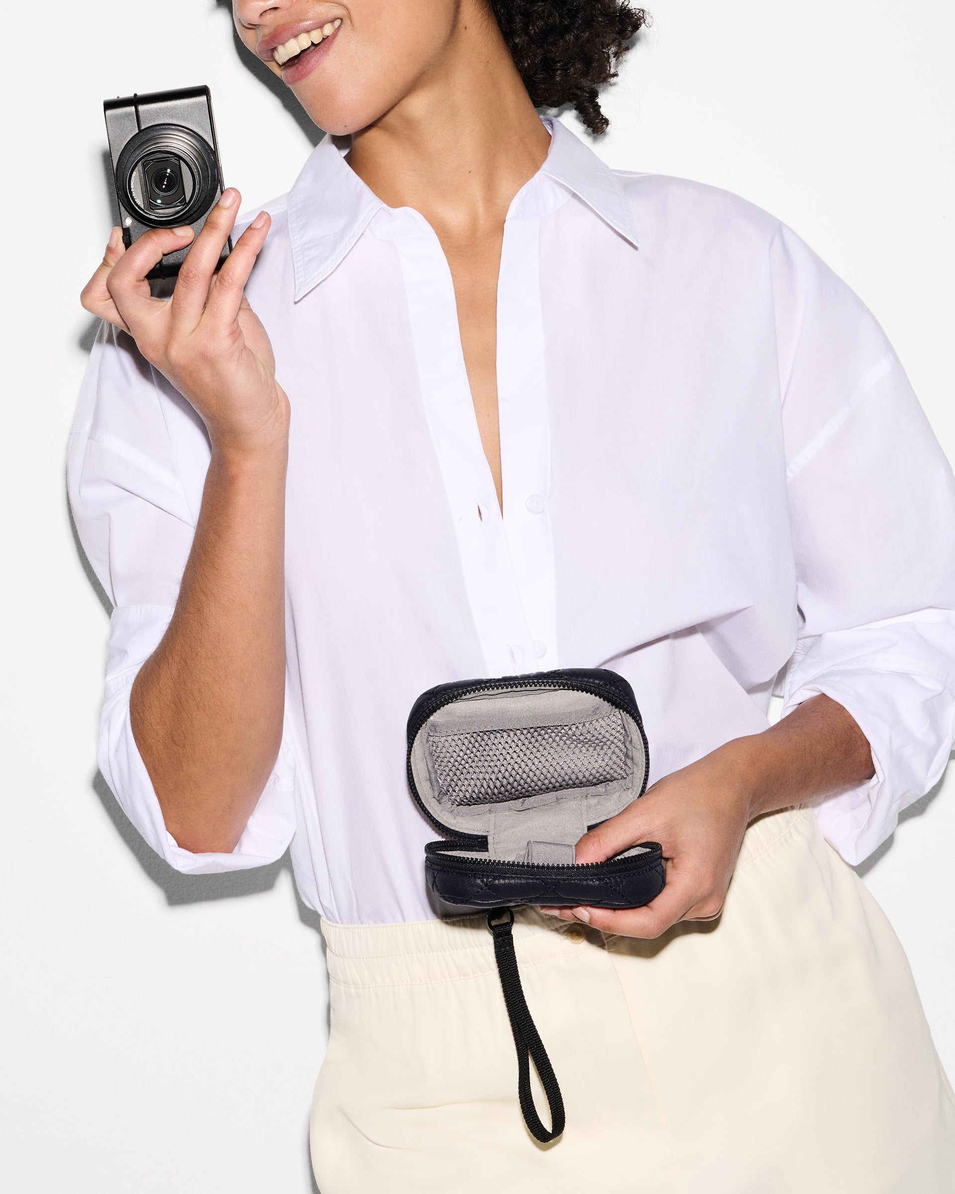 MZ Wallace Black Metro Camera Holder - Luxury Camera Bags| MZ Wallace