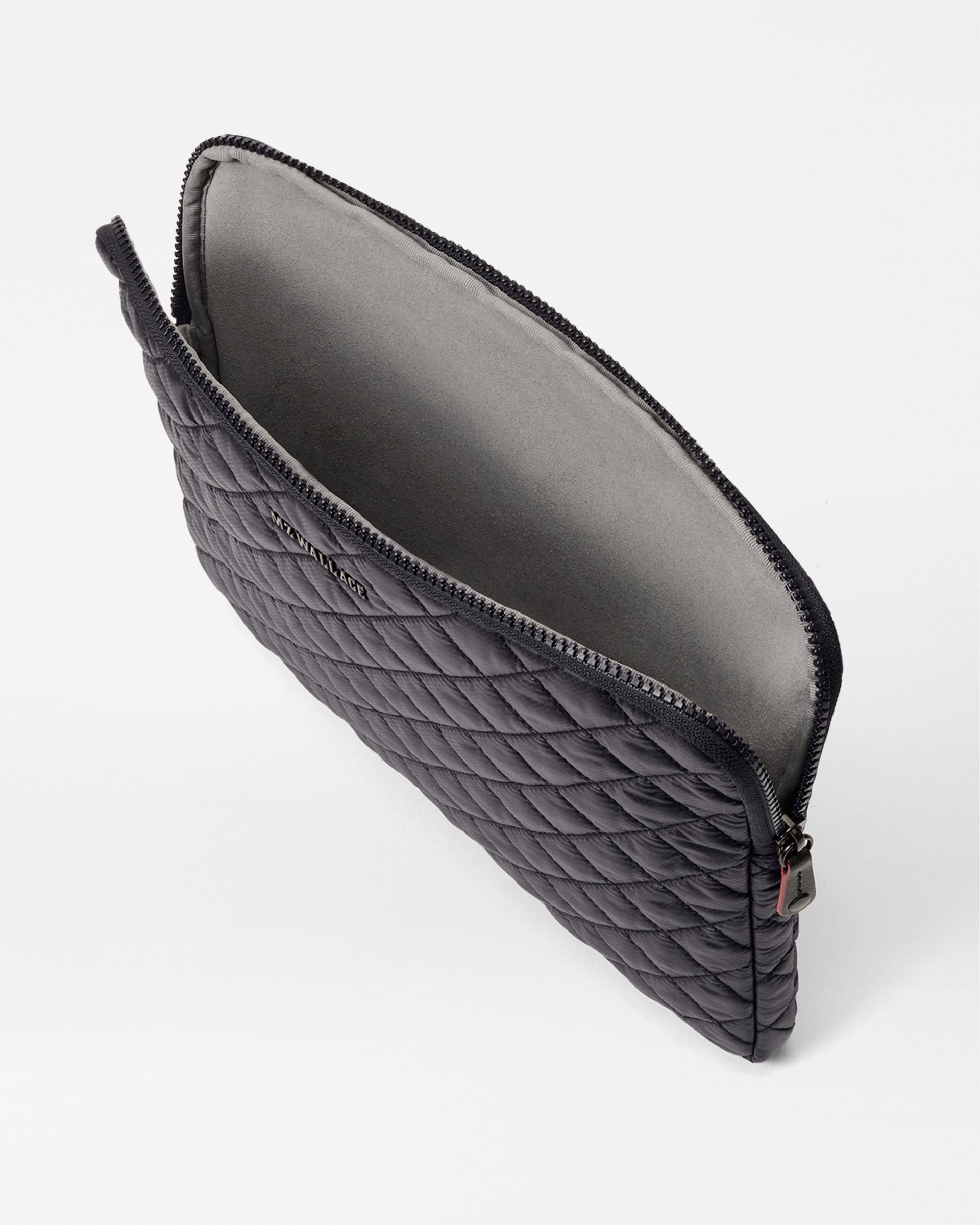 Black Small Metro Tech Sleeve